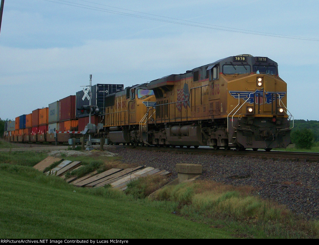 UP 7878 westbound UP intermodal train
